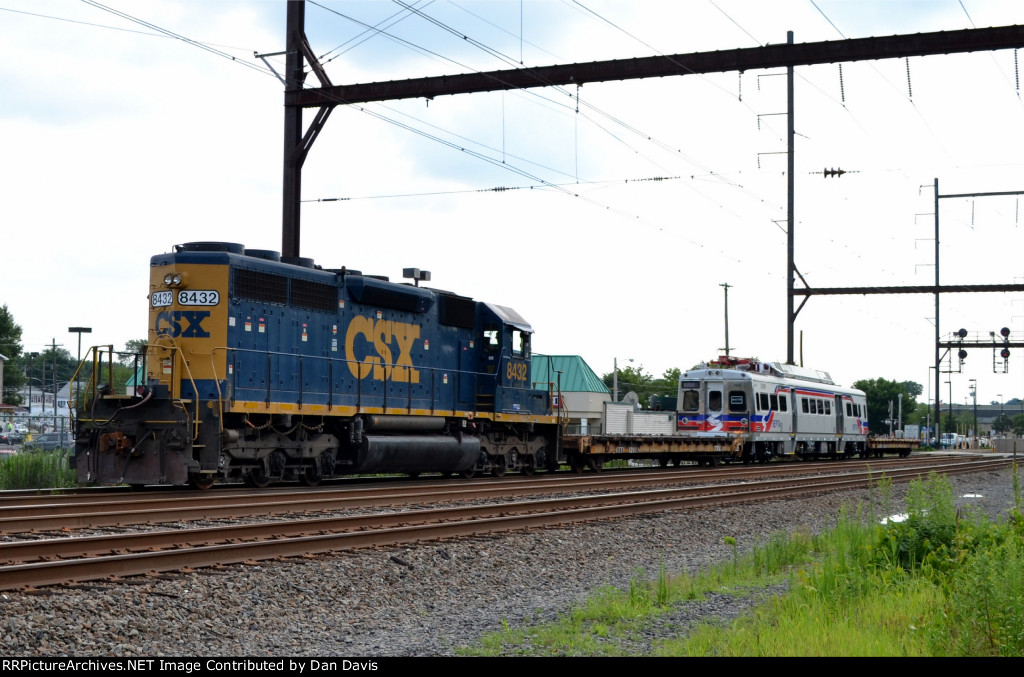 CSX SD40-2 8432 long hood forward on C964-22